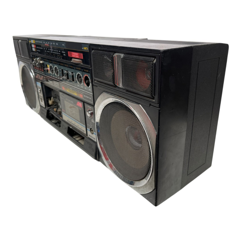 Boombox Reproductor De Cassette y Radio Vintage – Amor Bodega